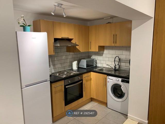Station Road, Queensferry CH5, 1 bed flat to rent, £620 pcm | PrimeLocation