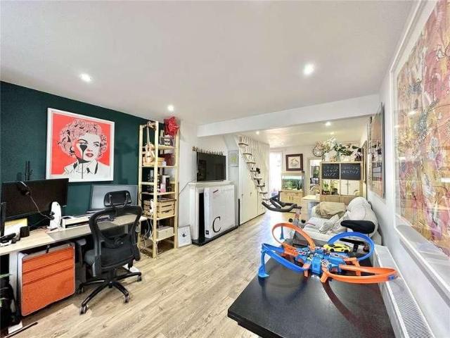 Station Road, Radlett, Hertfordshire, WD7