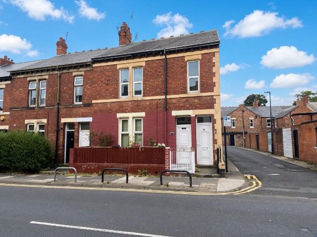 Station Road, Wallsend NE28, 2 bed flat to rent, £750 pcm | PrimeLocation