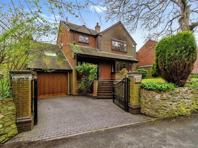Station Road, Walsall WS3, 5 bed detached house to rent, £2,000 pcm | PrimeLocation