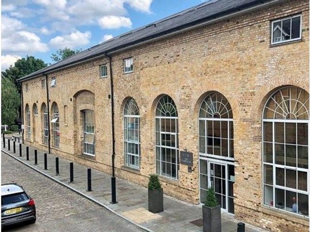 Station Road, Ware SG12, 2 bed flat to rent, £1,895 pcm | PrimeLocation