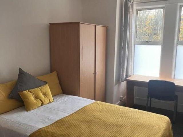 Station Road West, Canterbury, Kent CT2, Room to rent, £598 pppm | PrimeLocation