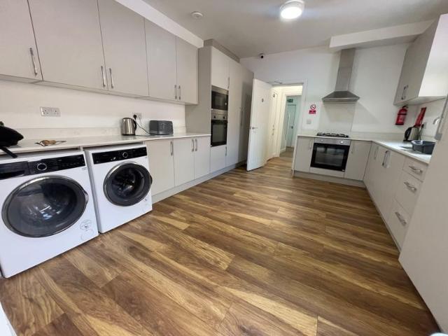Station Road, West Drayton UB7, 10 bed shared accommodation to rent, £8,995 pcm | PrimeLocation