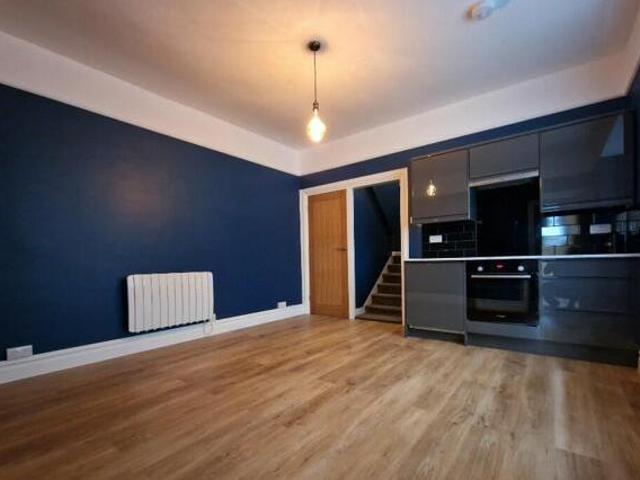 Station Road, Westcliff on sea, 1 Bedroom Flat