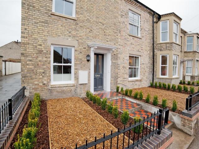 Station Road, Thetford IP24, 1 bed flat to rent, £850 pcm | PrimeLocation