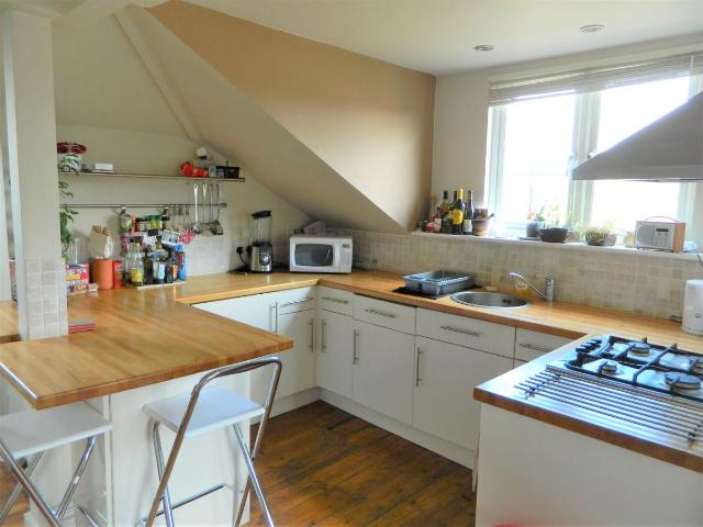 Station Road, Twickenham TW1, 1 bed flat to rent, £1,550 pcm | PrimeLocation