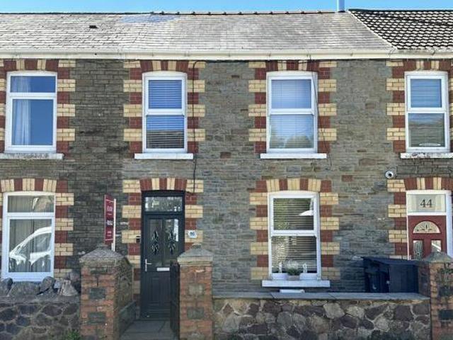 Station Road, Ystradgynlais, 3 Bedroom Terraced