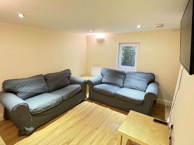 Station Street Room 2