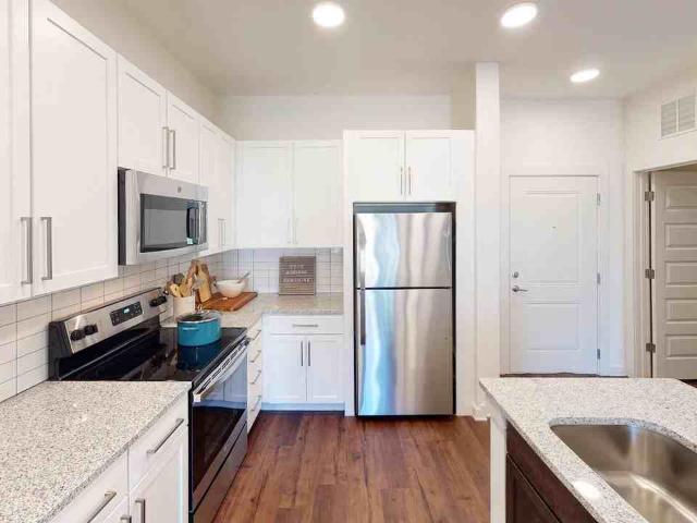 Station 75 Apartments at McDonough 3 Bedroom Apartment for Rent at 1301 Academic Pkwy, Locust Grove, GA 30248