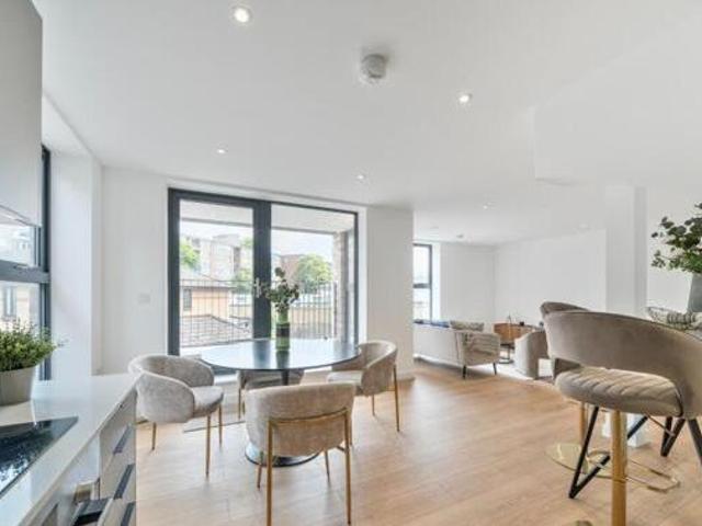 Staunton Street, London, 2 Bedroom Apartment