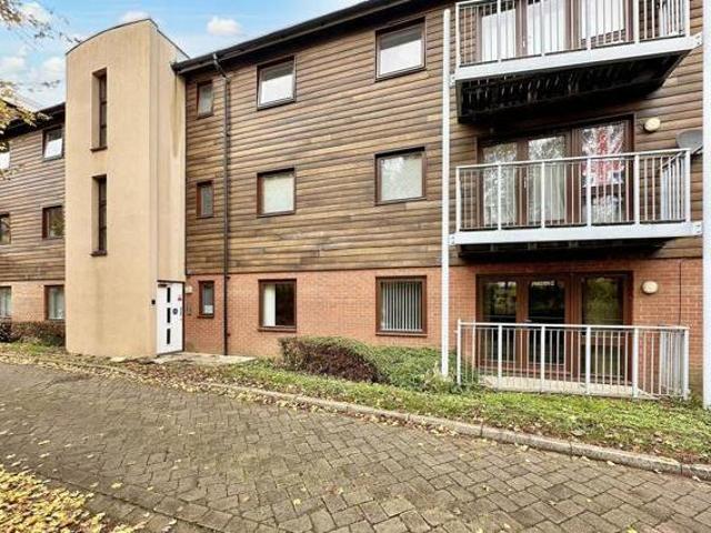 Staverton Grove, Broughton, 2 Bedroom Apartment