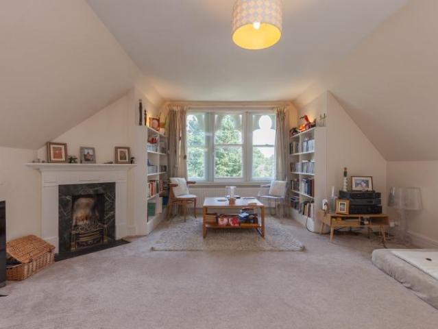 Staverton Road, Oxford 3 bed apartment to rent £2,750 pcm £635 pw
