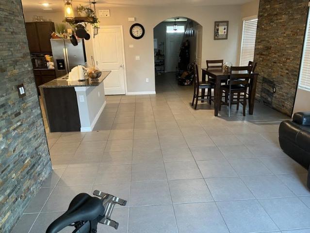 Stay near the Suncoast Highway and Trail in lovely