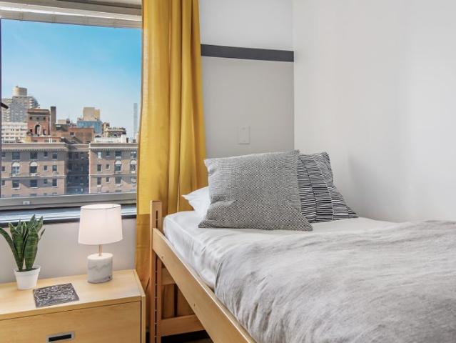 Stay at the Iconic 92NY | Full Academic Year