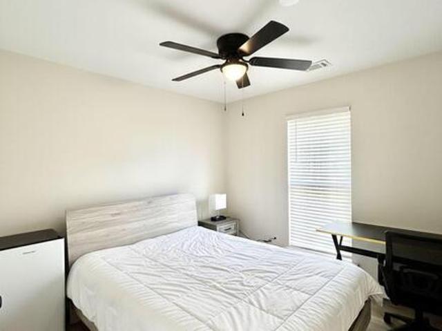 Stay Rewards! Enjoy premium comfort at an incredible value — quality living at a better price! Newly Renovated Home in University City | Quiet Neighborhood | Spacious Rooms | Easy Commute to Uptown & Concord | Ample Parking