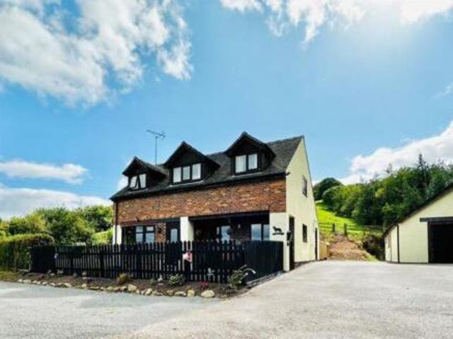 Stable Cottage, Eaves Lane, 3 Bedroom Detached