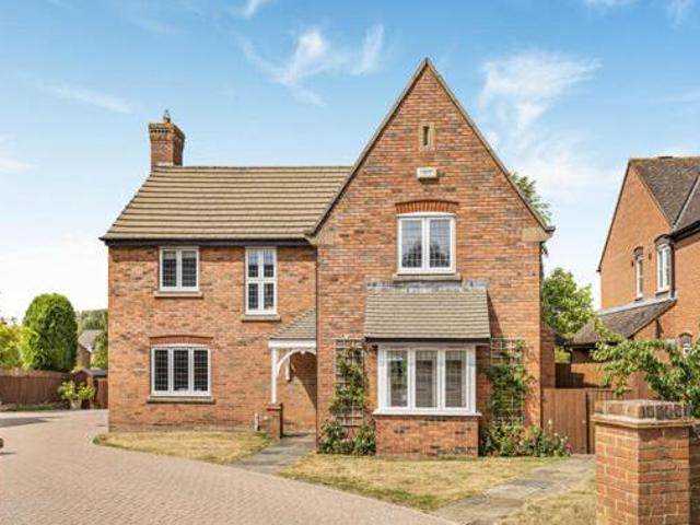 Stable Close, Finmere, 5 Bedroom Detached