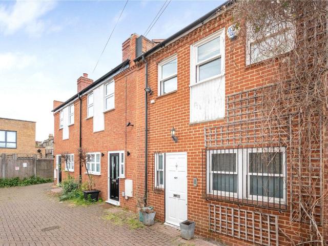 Stable Mews, Twickenham TW1, 2 bed terraced house to rent, £2,350 pcm | PrimeLocation