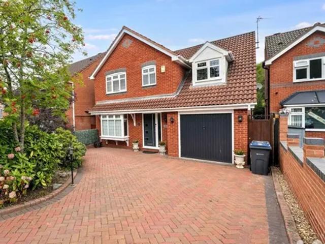 Stacey Grange Gardens, Rednal, B45 9PN, United Kingdom | 4 bed house for rent #166297118 | Rentberry