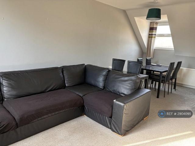 Stade St, Hythe, CT21 2 bed flat to rent £1,095 pcm £253 pw