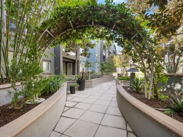 Stadium House Apartments 1 Bedroom Apartment for Rent at 2100 E Katella Ave, Anaheim, CA 92806 Platinum Triangle