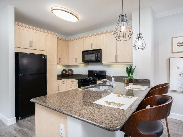 Stadium House Apartments 2 Bedroom Apartment for Rent at 2100 E Katella Ave, Anaheim, CA 92806 Platinum Triangle