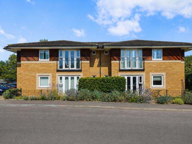 Stafford Avenue, Hornchurch RM11, 2 bed flat to rent, £1,795 pcm | PrimeLocation