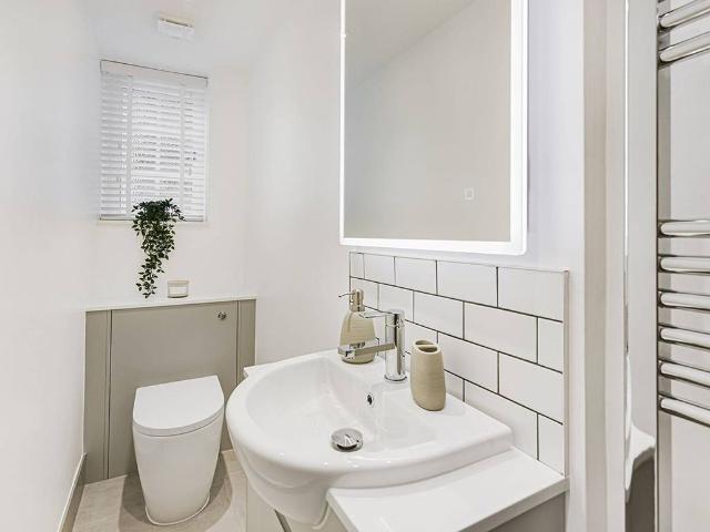 Stafford Court, High Street Kensington, London W8, 2 bed flat to rent, £5,200 pcm | PrimeLocation