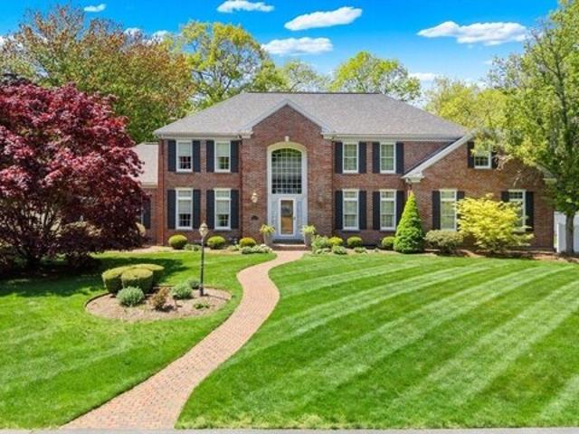Stafford Rd, Lynnfield, Home For Sale