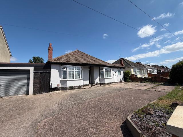 Stafford Road, Wolverhampton WV10, 4 bed bungalow to rent, £1,650 pcm | PrimeLocation