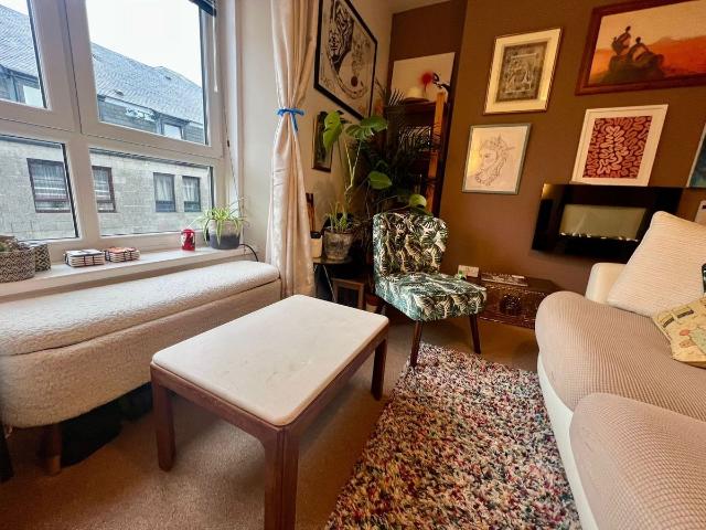 Stafford Street, Aberdeen AB25, 2 bed flat to rent, £750 pcm | PrimeLocation
