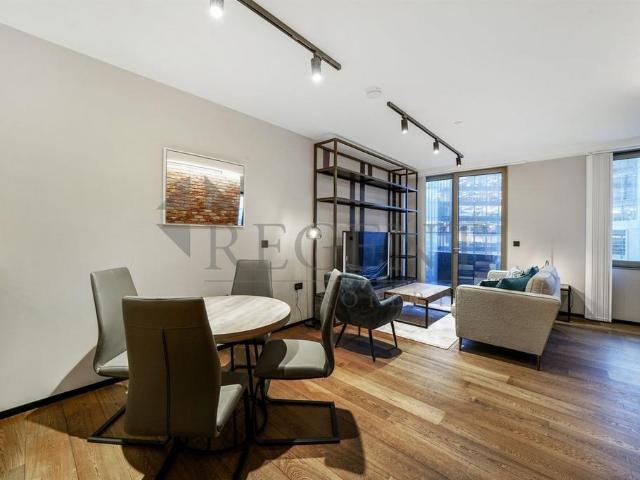 Stage Apartments, Hewett Street, EC2A 2 bed apartment to rent £4,400 pcm £1,015 pw
