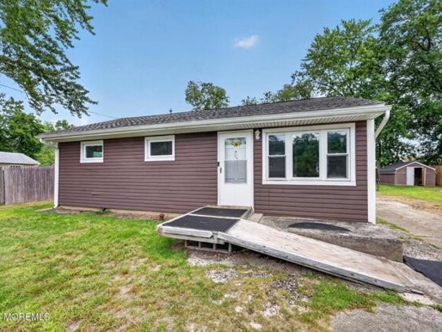 Stagecoach Rd, Southampton, Home For Sale