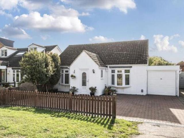 Stagsden Road, Bromham, 4 Bedroom Bungalow