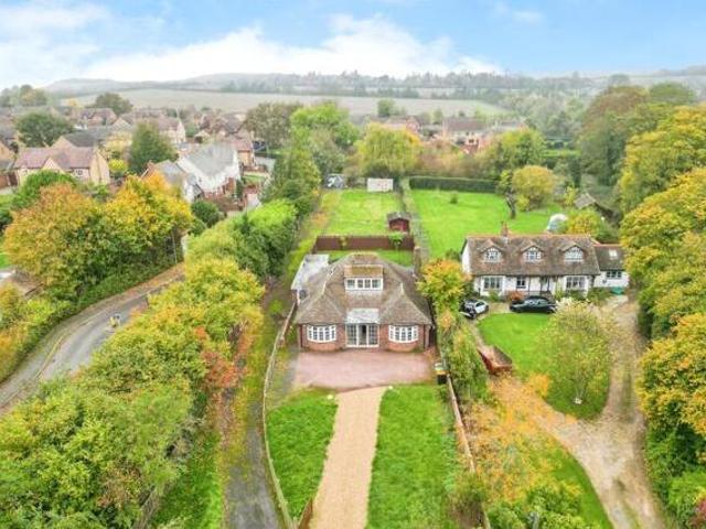 Stagsden Road, Bromham, 4 Bedroom Detached