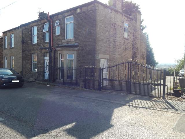Staincliffe Road, Dewsbury WF13, 3 bed semi detached house to rent, £900 pcm | PrimeLocation