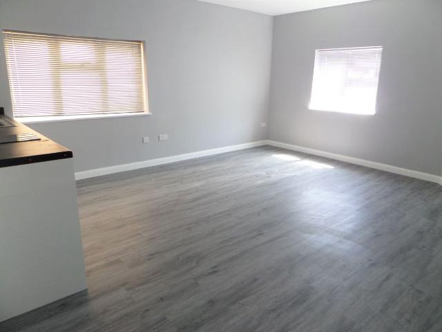 Staines Road, Bedfont TW14, Studio to rent, £950 pcm | PrimeLocation