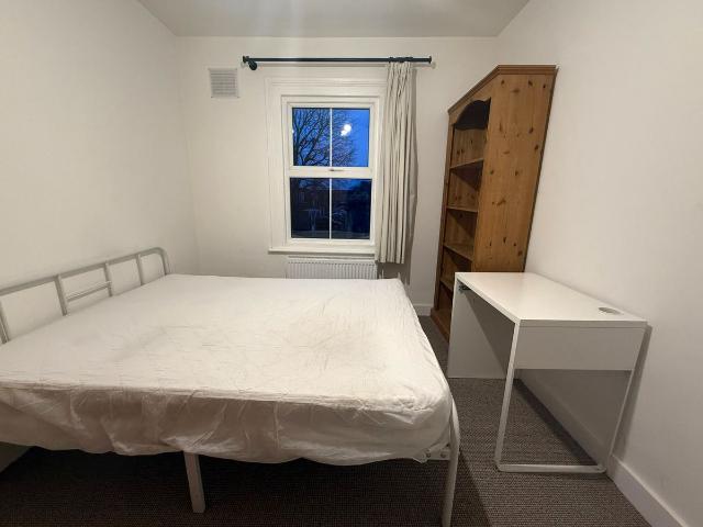 Staines Road, Feltham TW14, 3 bed shared accommodation to rent, £775 pcm | PrimeLocation
