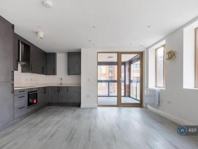 Staines Road, Hounslow, 1 Bedroom Flat