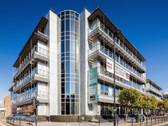 Staines Road, Hounslow TW3, Studio to rent, £1,250 pcm | PrimeLocation