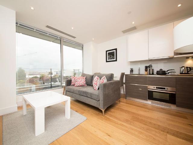 Staines Road, Hounslow TW3, Studio to rent, £1,300 pcm | PrimeLocation