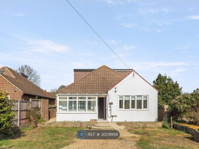 Staines Road West, Ashford TW15, Studio to rent, £745 pcm | PrimeLocation