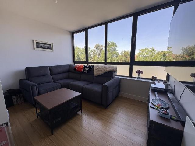 Staines Road West, Sunbury On Thames TW16, 1 bed flat to rent, £1,350 pcm | PrimeLocation