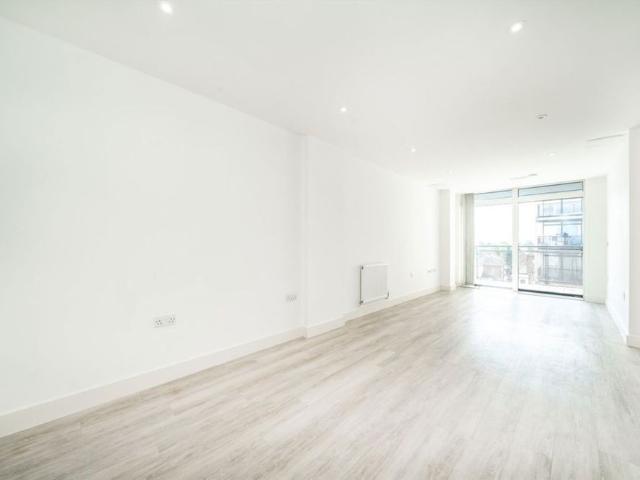 Staines Road, TW3, London