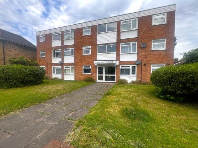 Staines, Surrey TW18, Studio to rent, £1,250 pcm | PrimeLocation