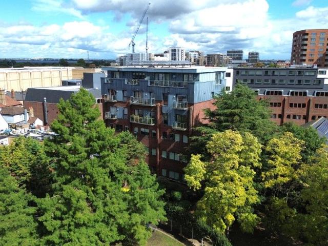 Staines, Surrey TW18, 2 bed flat to rent, £1,800 pcm | PrimeLocation