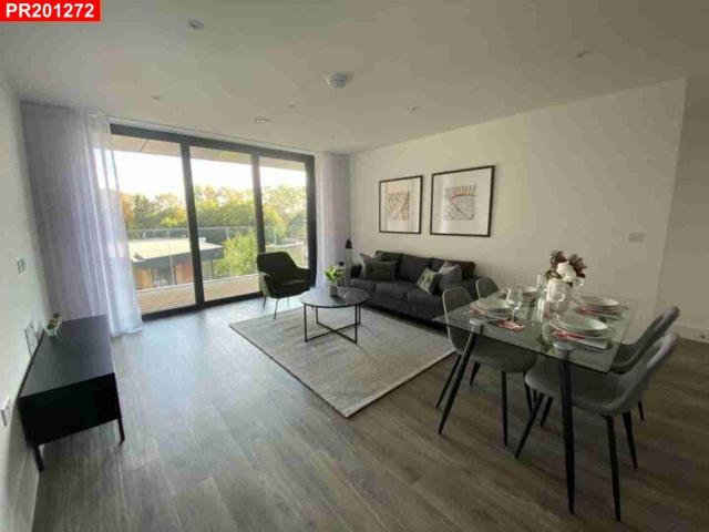 Staines – 2 Bedrooms Flat 2 bed flat to rent £2,102 pcm £485 pw