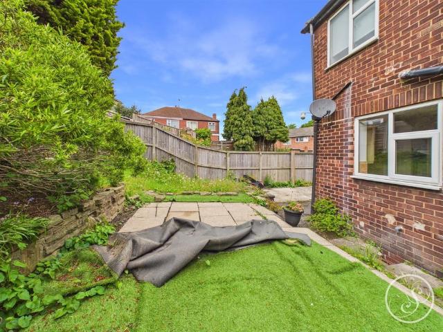 Staithe Gardens, Leeds