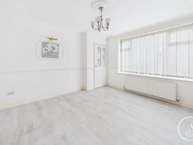 Staithe Gardens, Leeds, LS10