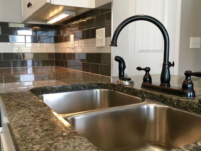 Staley Crossing 3 Bedroom Apartment for Rent at 9535 N Main St, Kansas City, MO 64155 Meadowbrook Heights